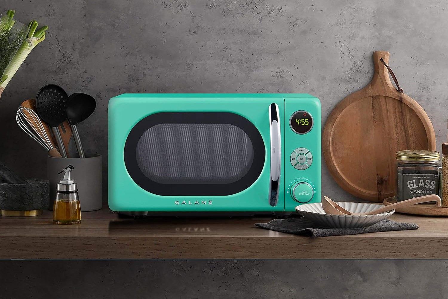 The Best Small Countertop Microwave for Compact Kitchens, Top Picks